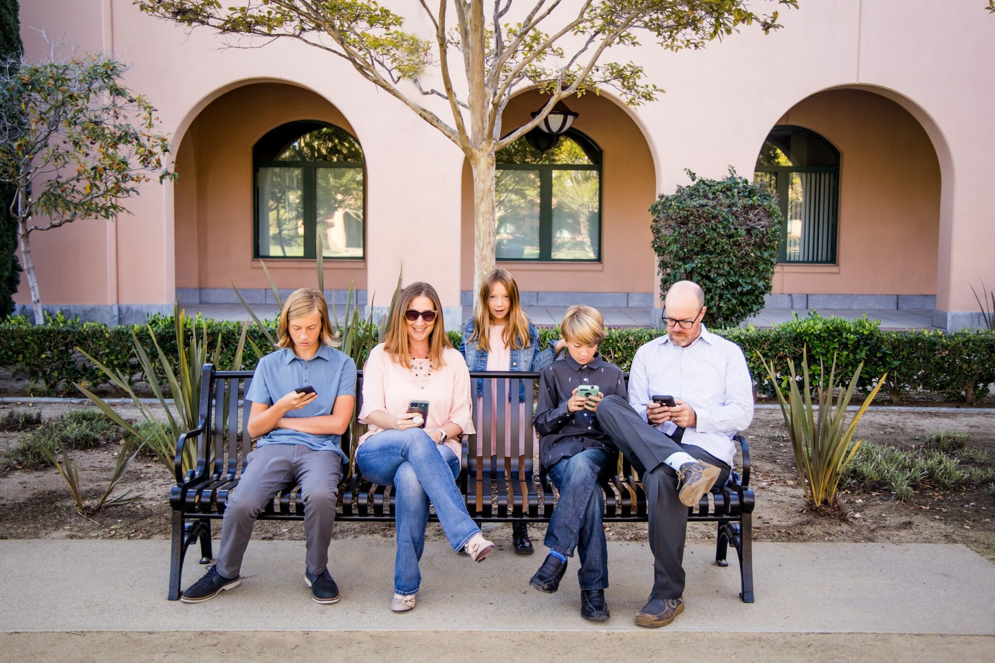 5 Best Props for Family Photos