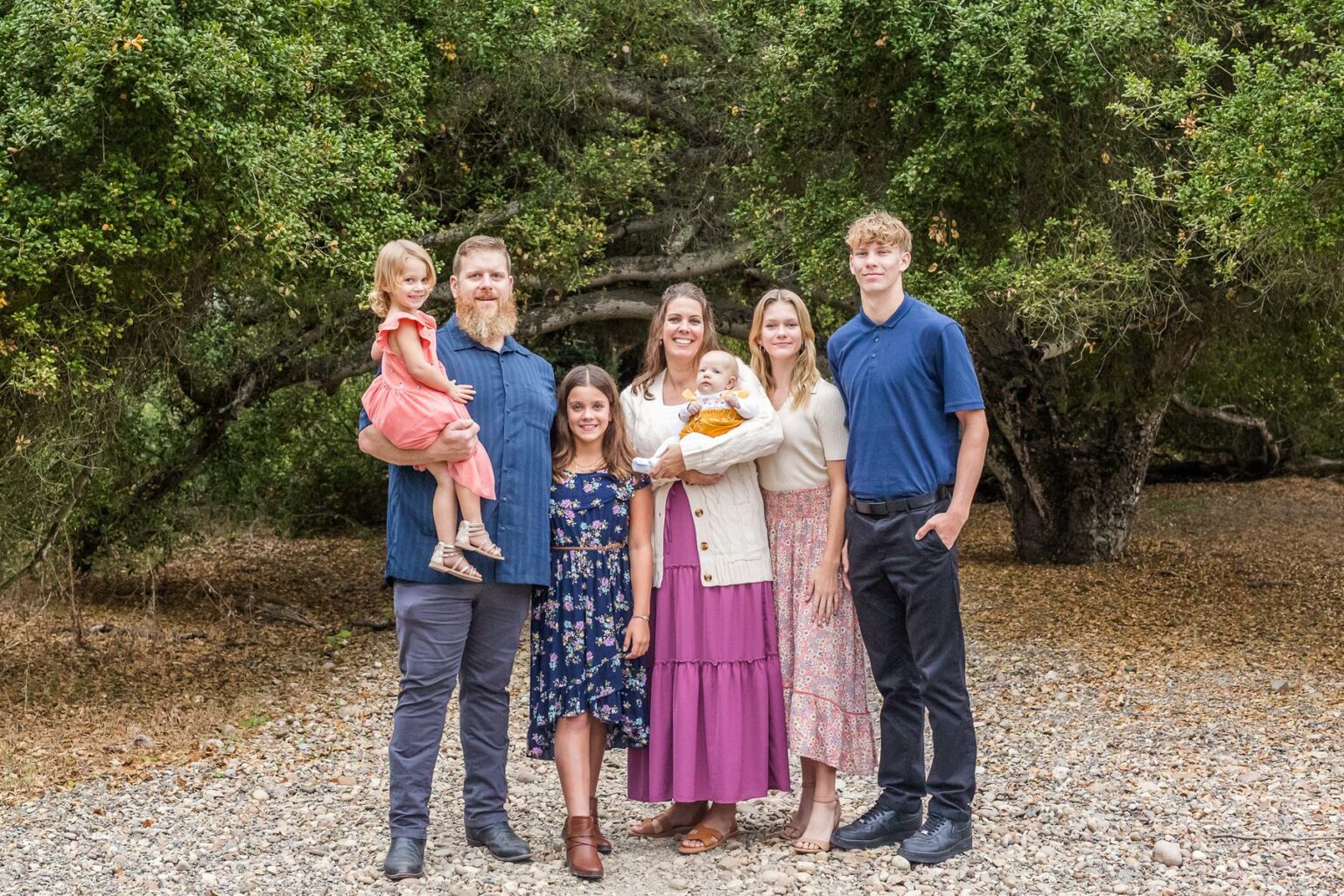 7 Best Color Schemes for Family Photos